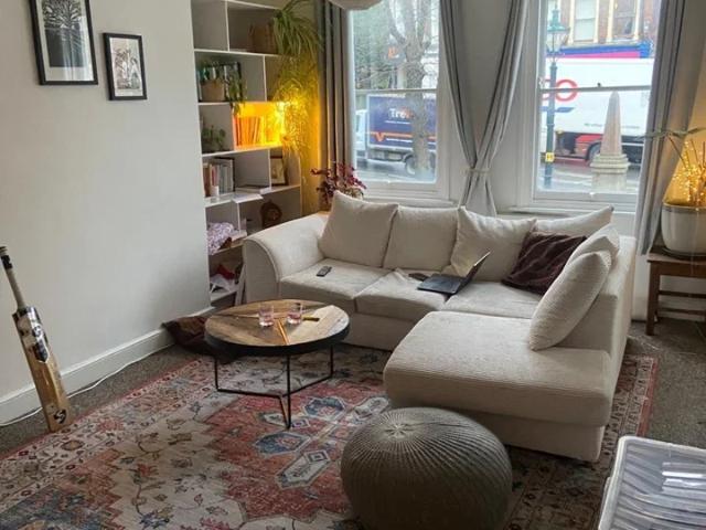 Apartment at High Street, Greater London