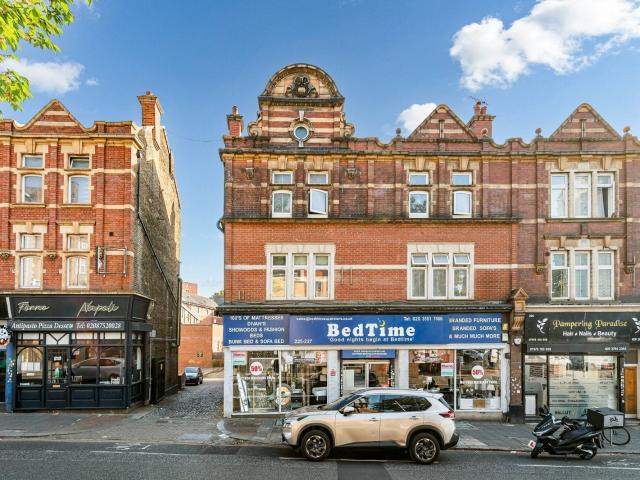 Apartment at High Street, Greater London