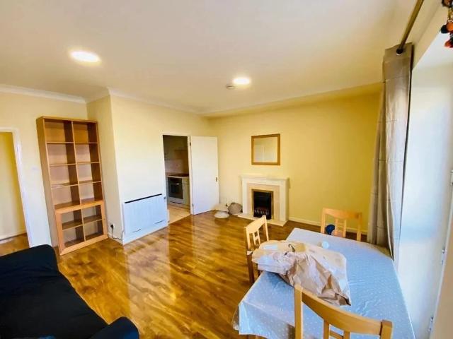 Apartment at High Street, Greater London