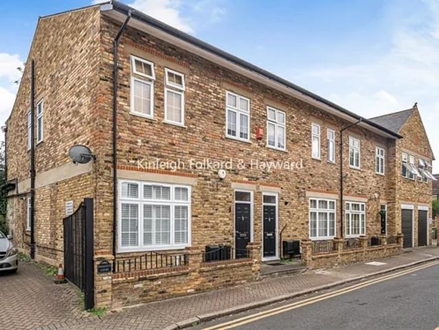 Apartment at High Street, Greater London
