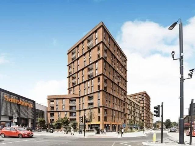 Apartment at High Street, Greater London