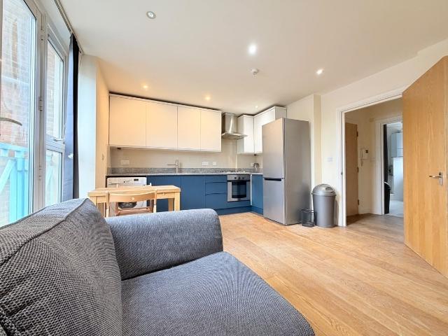 Apartment at High Street, Greater London