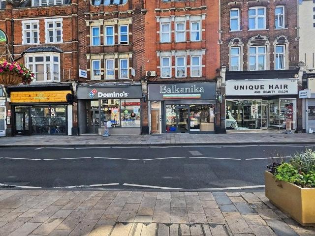 Apartment at High Street, Greater London