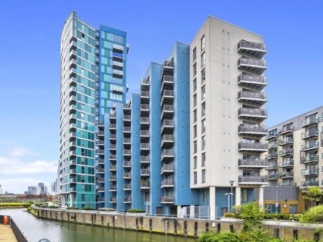 Apartment at High Street, Greater London