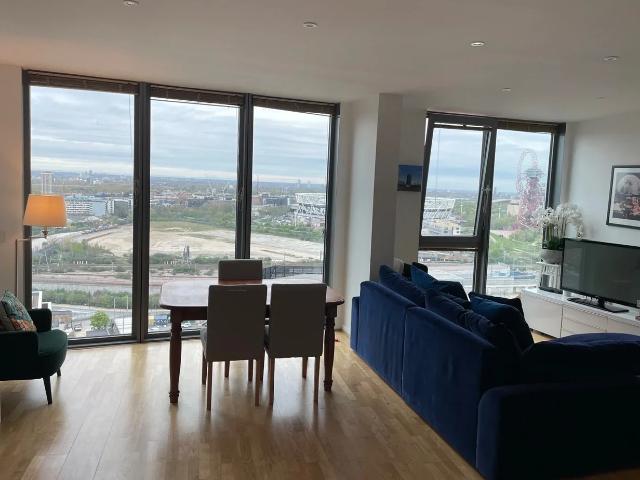 Apartment at High Street, Greater London