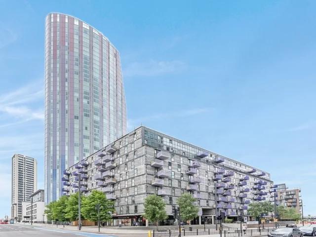 Apartment at High Street, Greater London