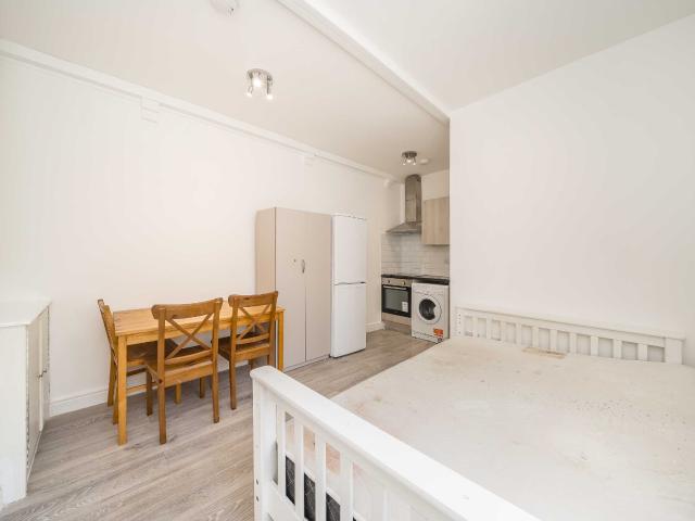 Apartment at High Street, Greater London