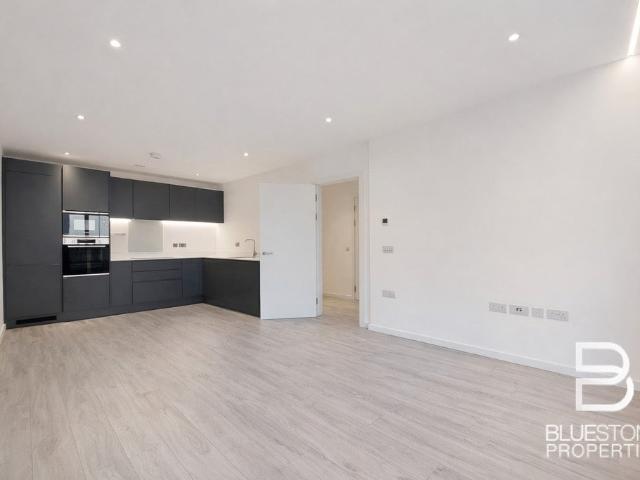 Apartment at High Street, Greater London