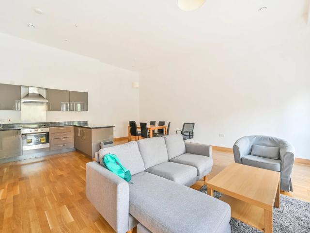 Apartment at High Street, Greater London