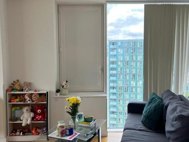 Apartment at High Street, Greater London