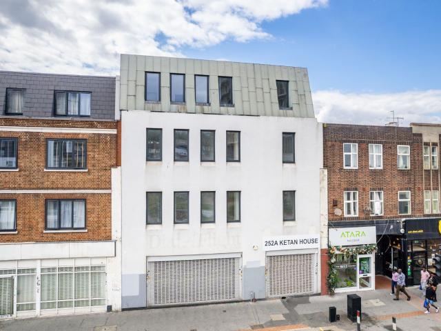 Apartment at High Street, Greater London