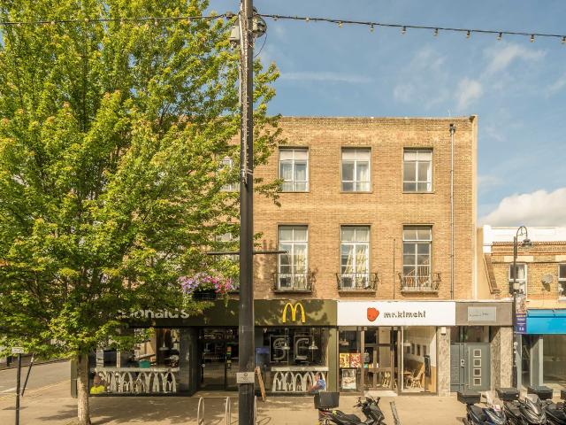 Apartment at High Street, Greater London