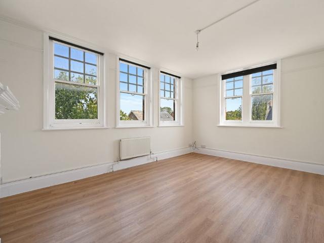 Apartment at High Street, Greater London