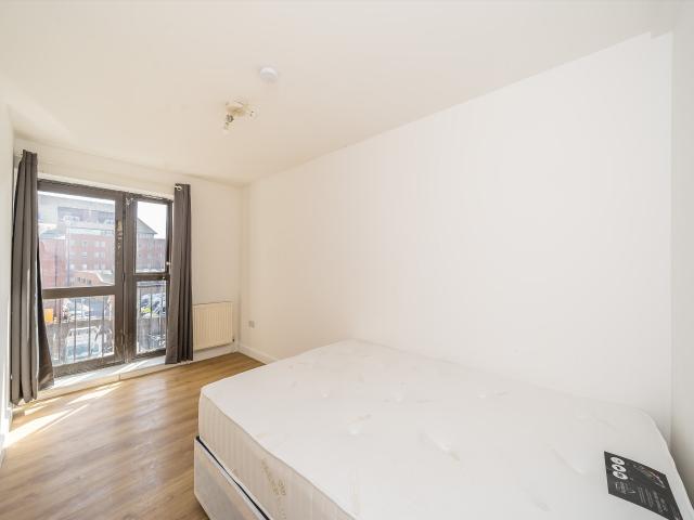 Apartment at High Street, Greater London