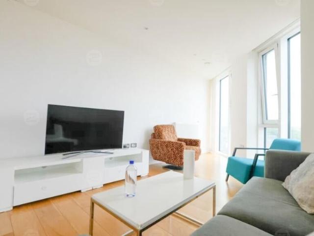 Apartment at High Street, Greater London