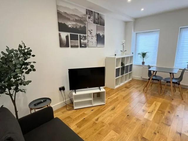 Apartment at High Street, Greater London