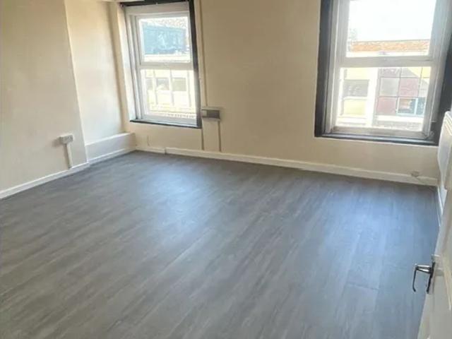 Apartment at High Street, Dudley
