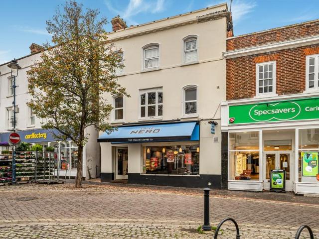 Apartment at High Street, East Hampshire