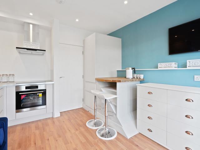Apartment at High Street, Elmbridge