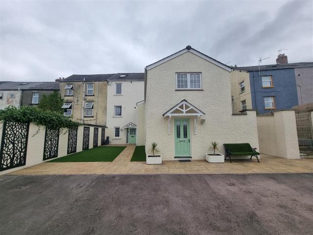 Apartment at High Street, Forest of Dean