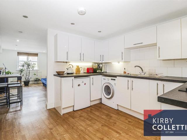 Apartment at High Street, Hoddesdon