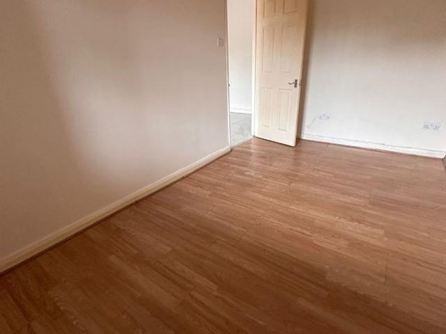Apartment at High street, Luton