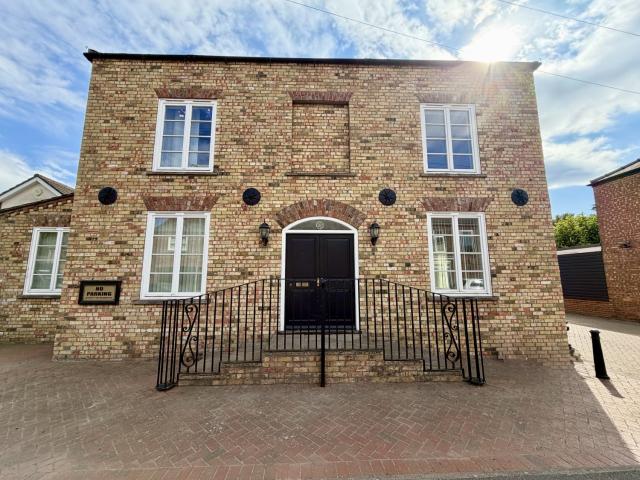 Apartment at High Street, South Holland