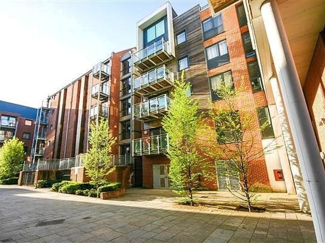 Apartment at High Street, Southampton
