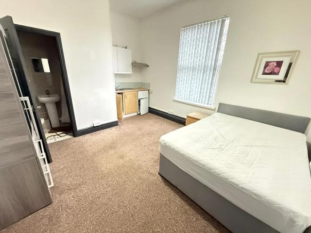 Apartment at High Street, Sandwell