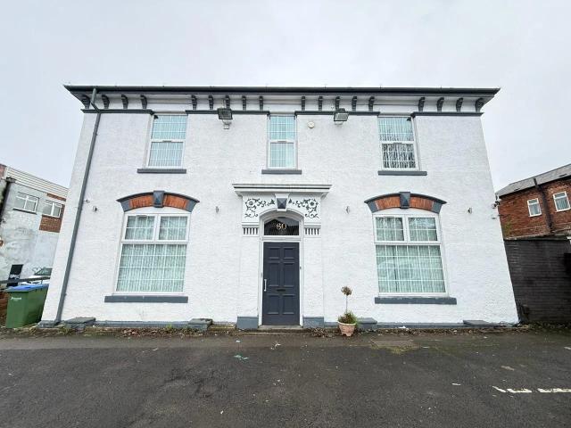 Apartment at High Street, Sandwell
