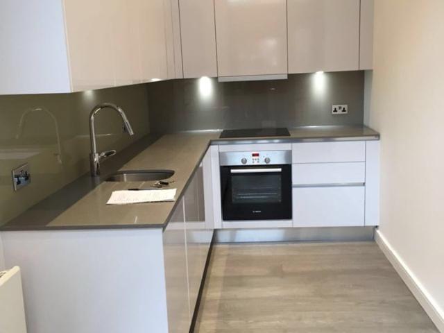 Apartment at High Street, Slough