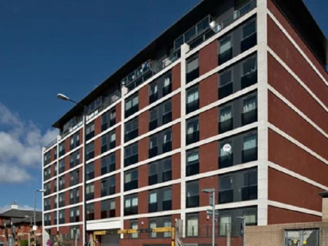 Apartment at High Street, Slough