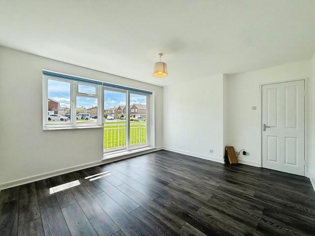 Apartment at High Street, Swanley