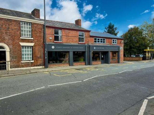 Apartment at High Street, Prescot