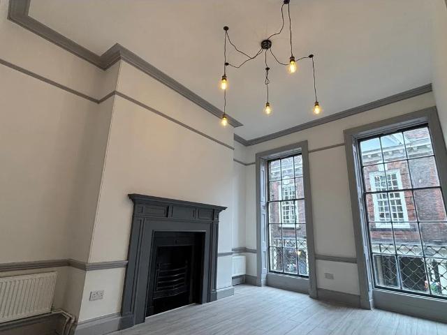 Apartment at High Street, Rochester