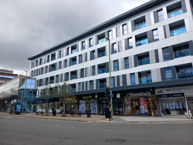 Apartment at High Street, Reigate and Banstead