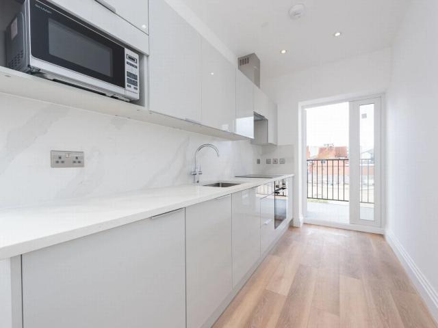 Apartment at High Street, Rushmoor