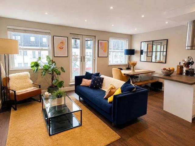 Apartment at High Street, Walton on Thames