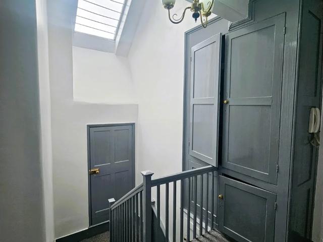 Apartment at High Street, Test Valley