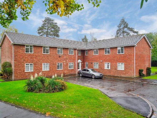 Apartment at Highfield Court, Farnham Royal
