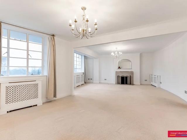 Apartment at Highgate Hill, Greater London