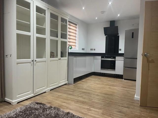 Apartment at Highlands Road, Greater London
