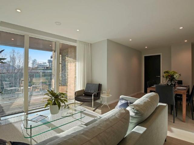 Apartment at Hilary Mews, Greater London