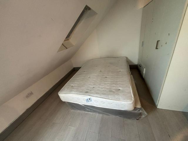 Apartment at Hill Crescent, Greater London