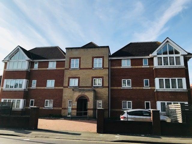 Apartment at Hill Lane, Southampton