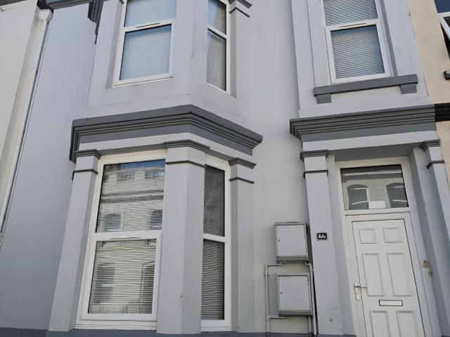 Apartment at Hill Park Crescent, Plymouth