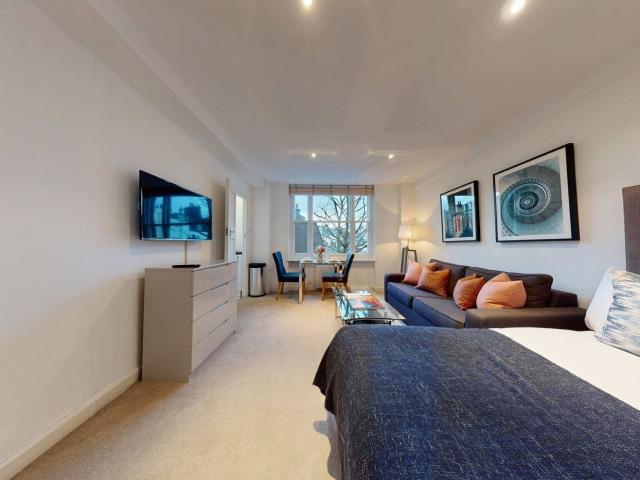 Apartment at Hill Street, City of Westminster