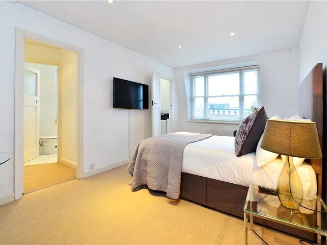 Apartment at Hill Street, City of Westminster