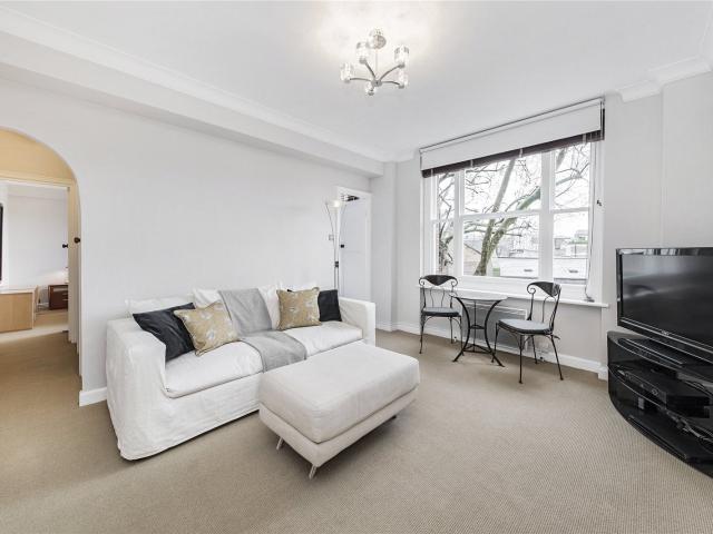 Apartment at Hill Street, City of Westminster