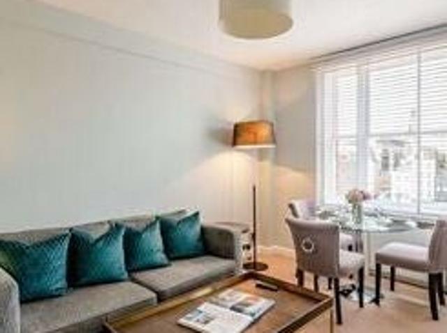 Apartment at Hill Street, City of Westminster